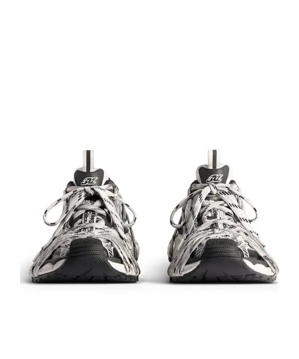 Balenciaga 3xl Extreme Laces Logo Sneakers - White/black
