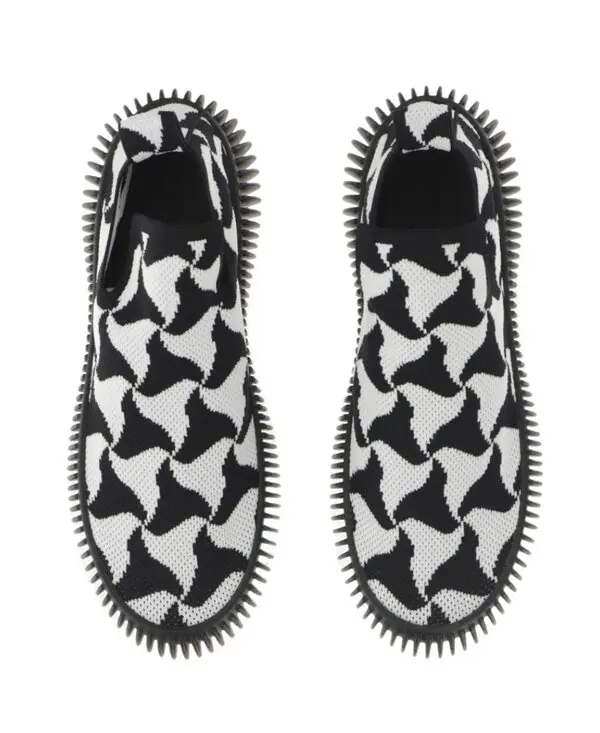 Bottega Veneta Interwoven Designed Slip-on Sneakers