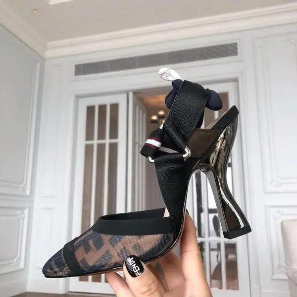 Fendi Colibrì Mesh Leather Stitching Pumps - Black