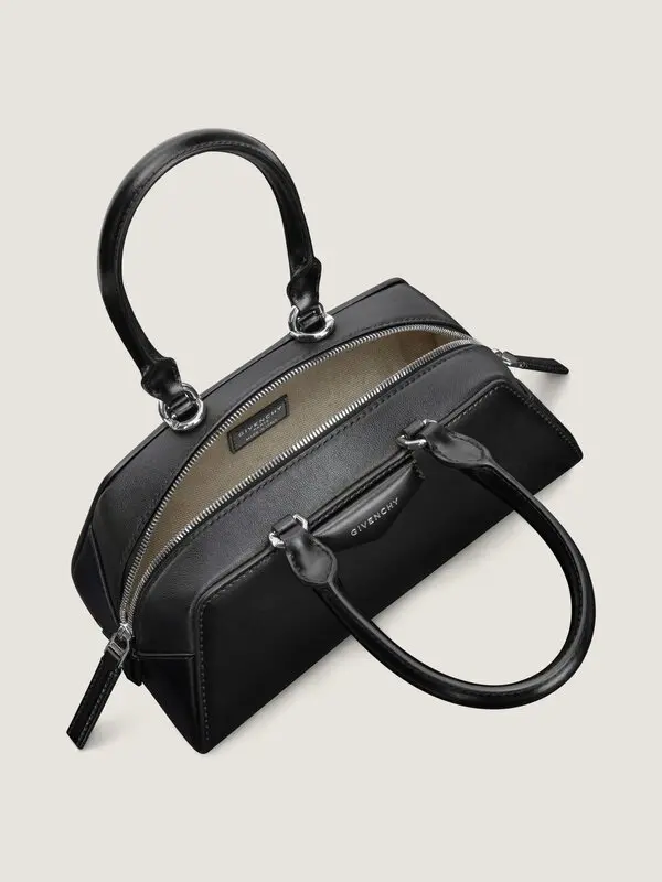 Givenchy Antigona Cube East-west Mini Top Handle Bag - Black