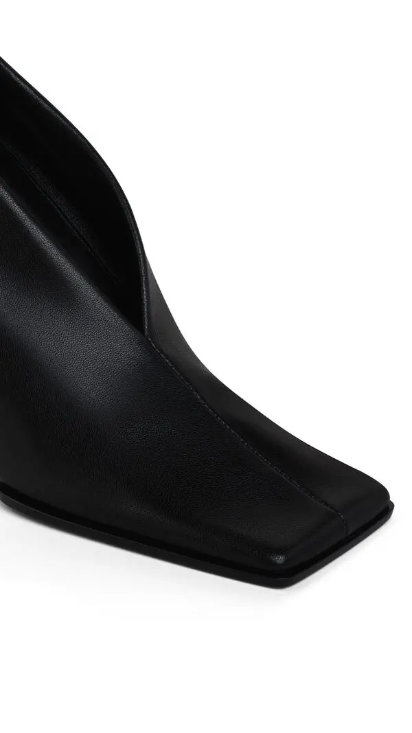 Alaïa Soft Square Pumps