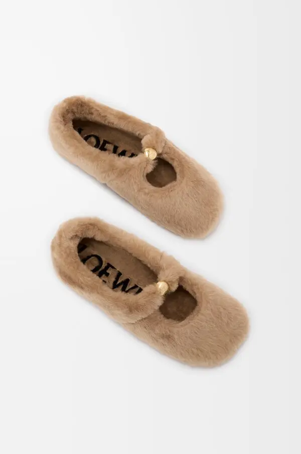 Loewe Shearling Pebble Soft Ballerina - Oak