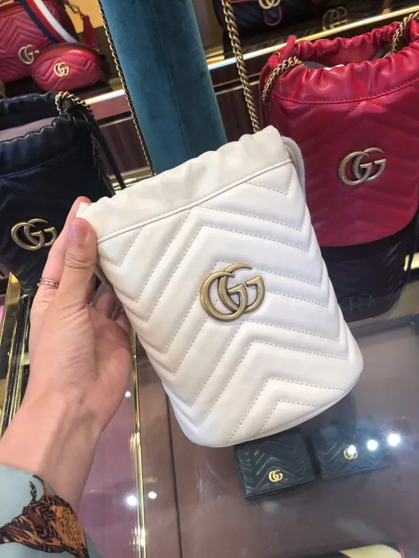 Gucci Gg Marmont Mini Quilted Bucket Bag - White