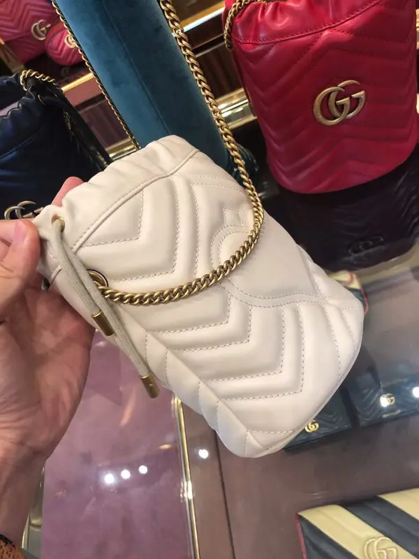 Gucci Gg Marmont Mini Quilted Bucket Bag - White