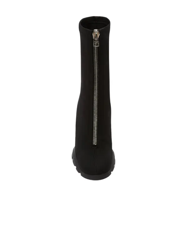 Alexander McQueen Slim Tread Zipped Ankle Boots - Black