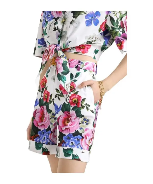 Dolce & Gabbana High Waisted Floral Printed Shorts - Multicolor