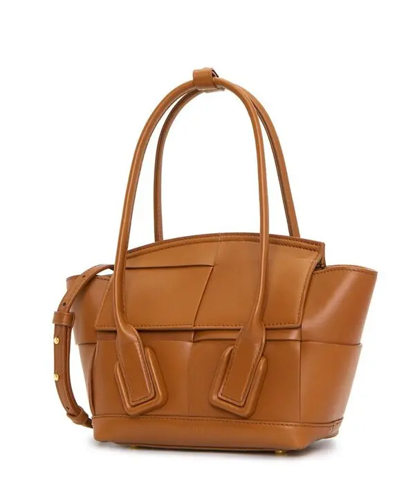 Bottega Veneta Arco Single-shoulder Bag - Brown