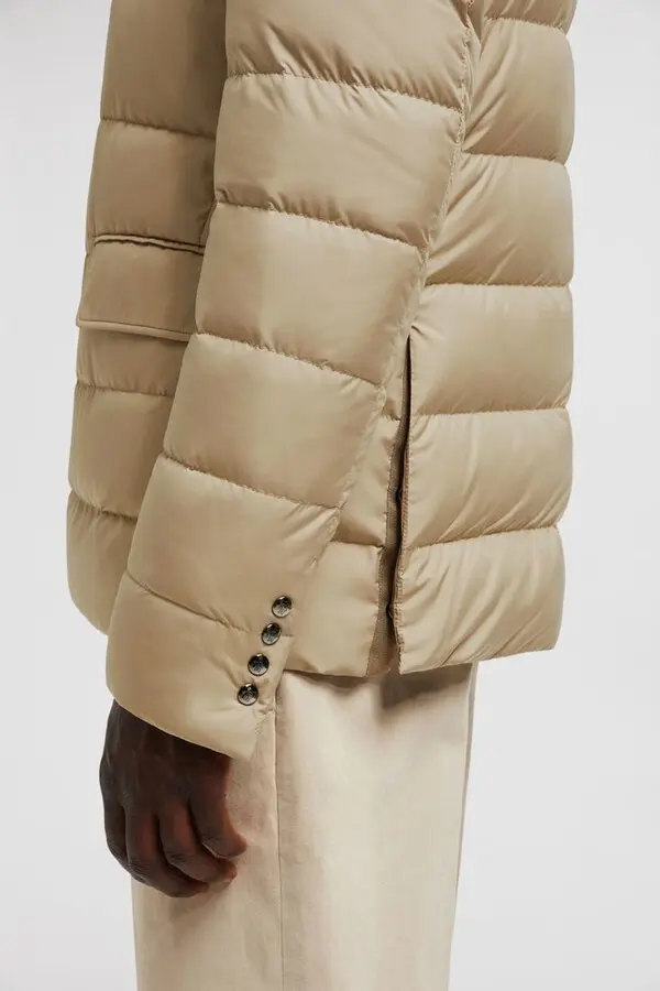 Moncler Malinvern Down Jacket With Hood And Leather Logo Patch - Light Brown