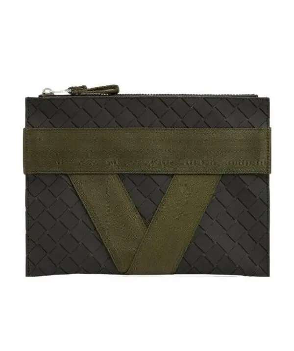 Bottega Veneta Medium Intraccio Woven Rubber Clutch Bag - Black