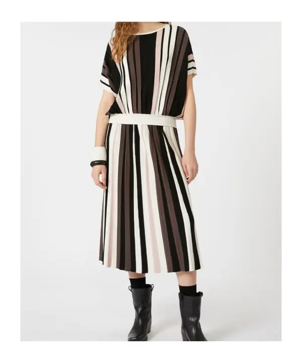 Max Mara Pleated Skirt