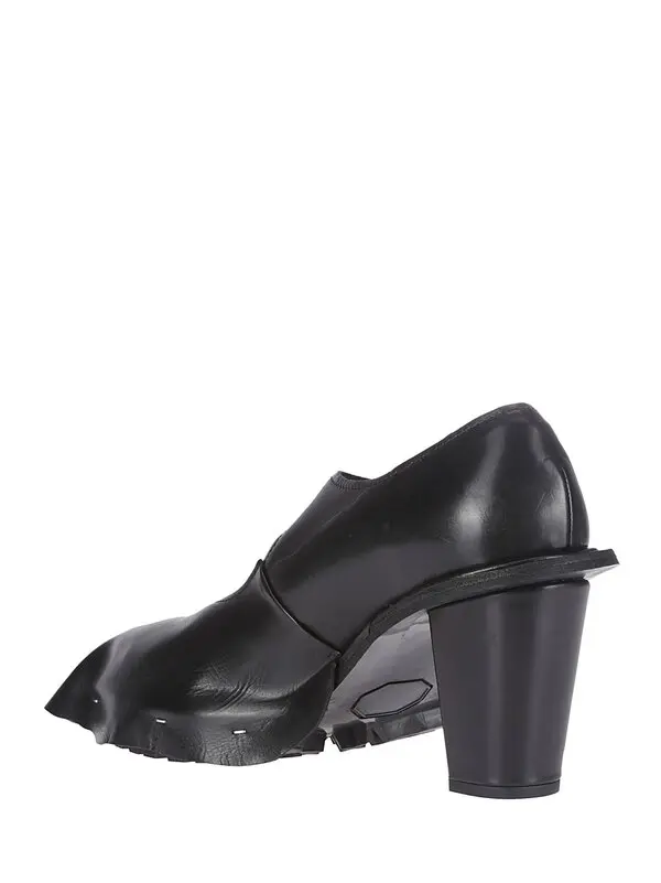 Comme Des Garçons Buckled Leather Pumps