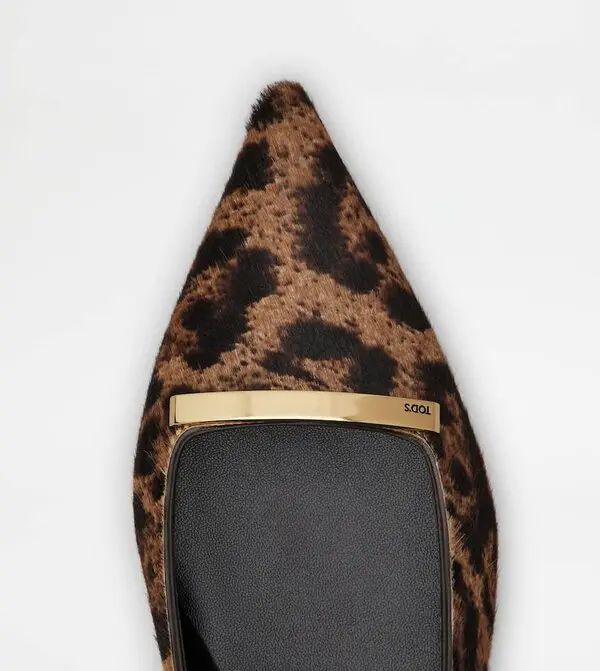 TOD'S Leather Pumps