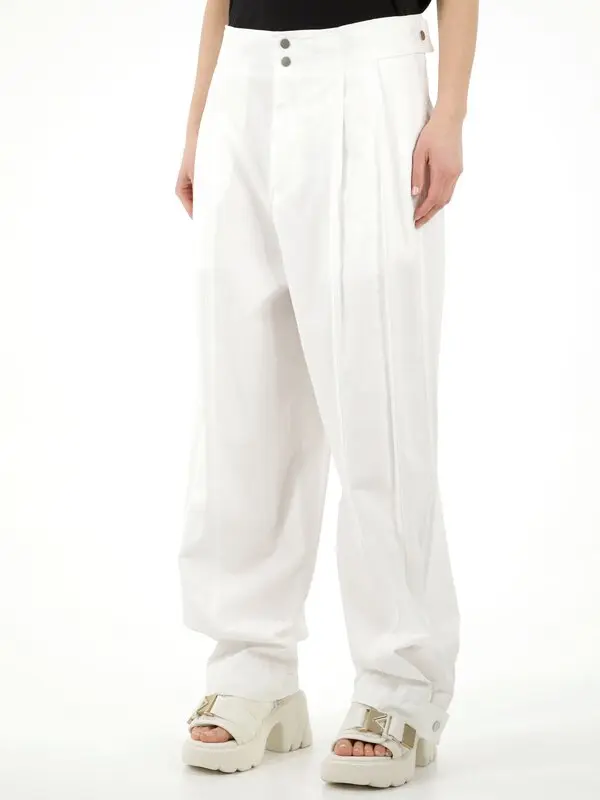 Bottega Veneta Mid-rise Trousers With Button Detail
