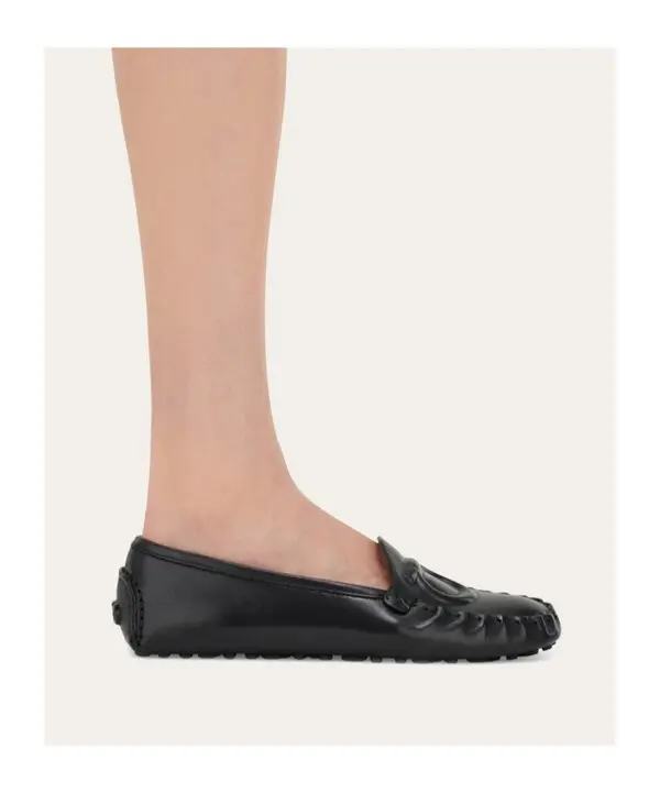 FERRAGAMO Gancini Detail Driver Loafers - Black