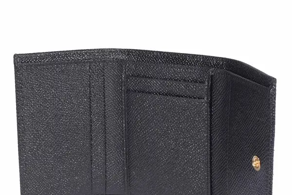 Dolce & Gabbana Dolce Gabbana Logo Plaque Trifold Wallet - Black