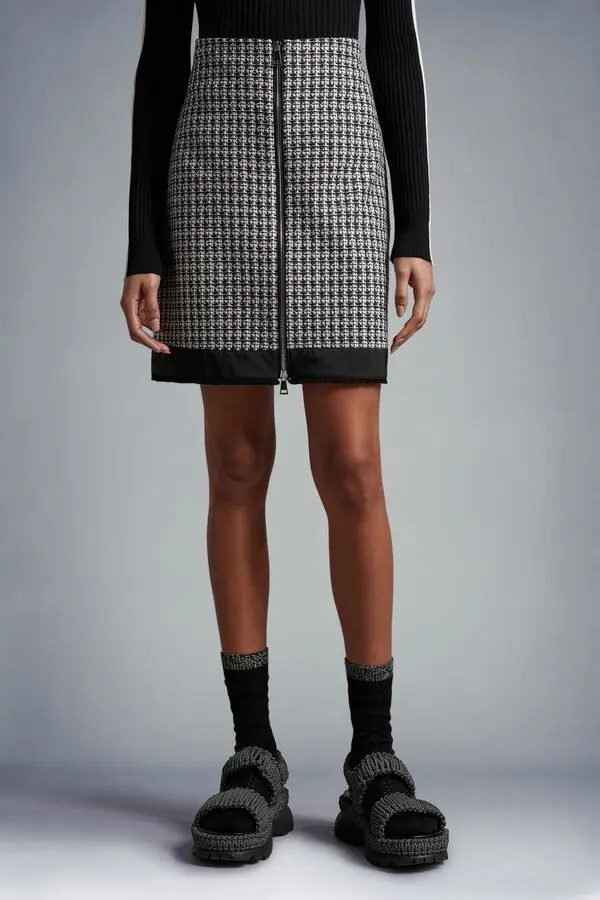Moncler Tweed Mini Skirt With Fringed Hem - Black