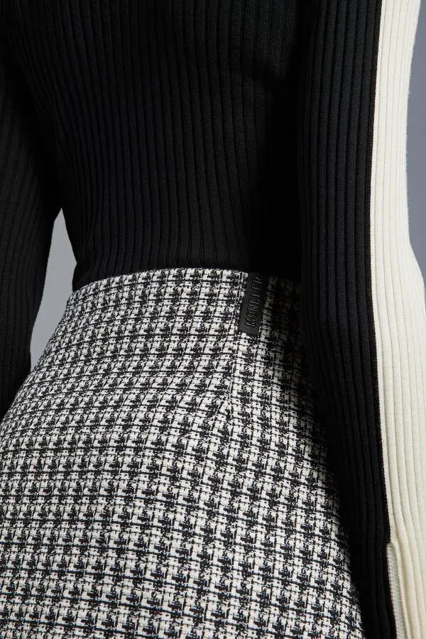 Moncler Tweed Mini Skirt With Fringed Hem - Black