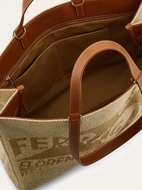 FERRAGAMO Logo Tote Bag - Camel/white