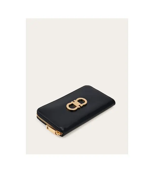 FERRAGAMO Gancini Zipped Wallet