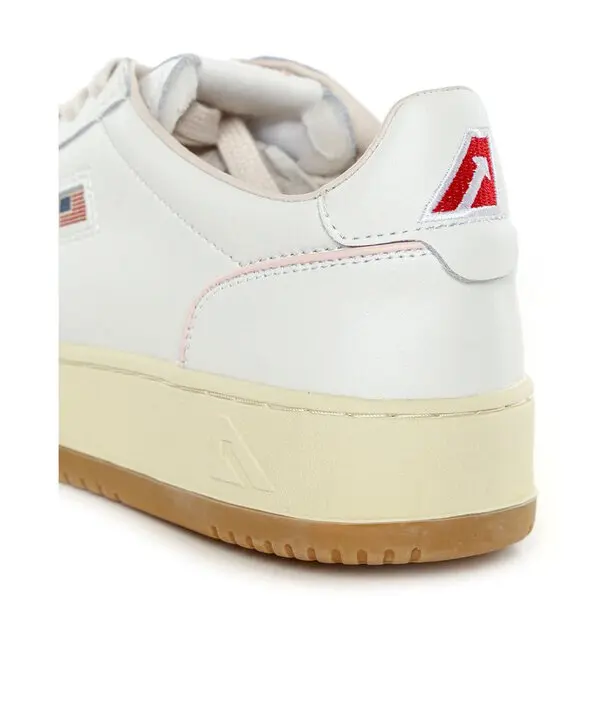 AUTRY Round Toe Low Top Sneakers With Logo Detailing