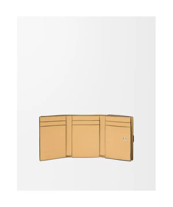 Loewe Trifold Wallet In Soft Grained Calfskin - Shell Grey/eucalyptus