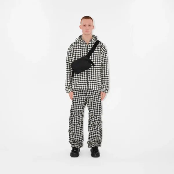 Burberry Check-jacquard Zipped Belt Bag - Black
