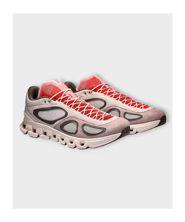 On Cloud X Sneakers - Nude