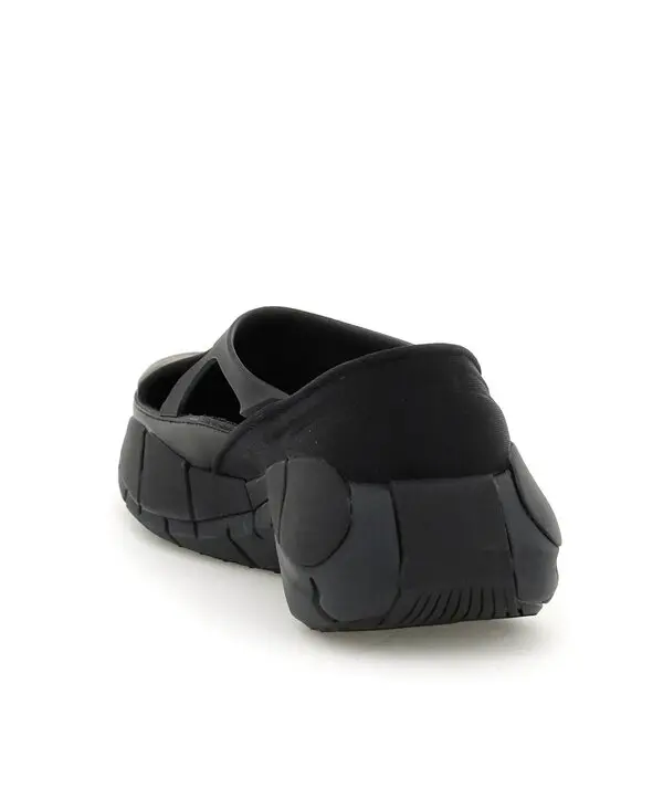 MAISON MARGIELA X Reebok Cut-out Sneakers