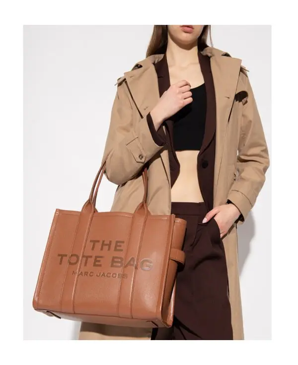 Marc Jacobs Logo Embossed Large Tote Bag - Brown