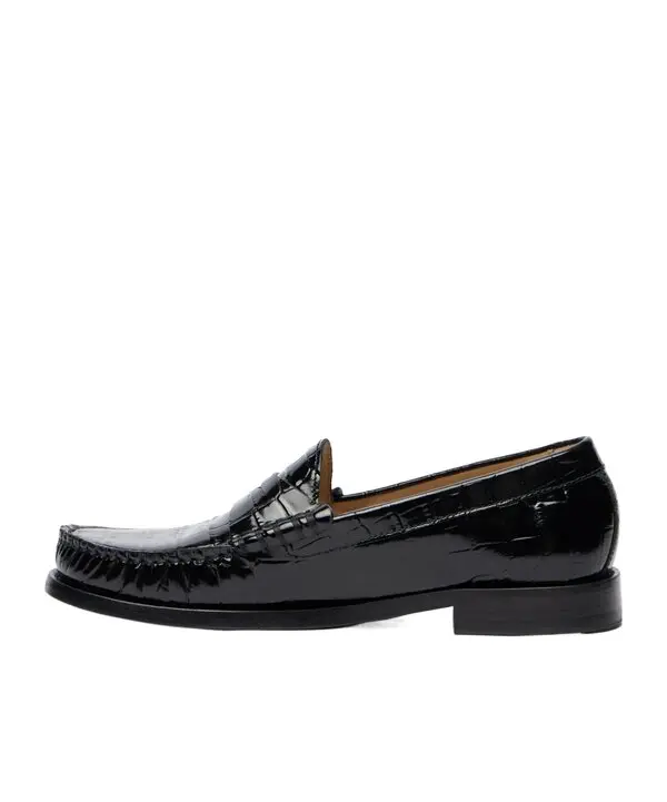 STUART WEITZMAN Lottie Loafer - Black