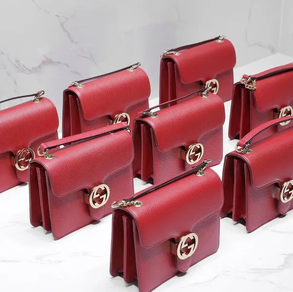 Gucci Double G Logo Woc With Chain Strap