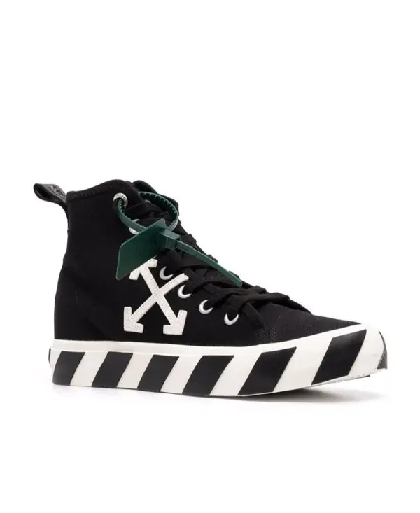 Off-White Vulcanized Mid-top Sneakers - Black