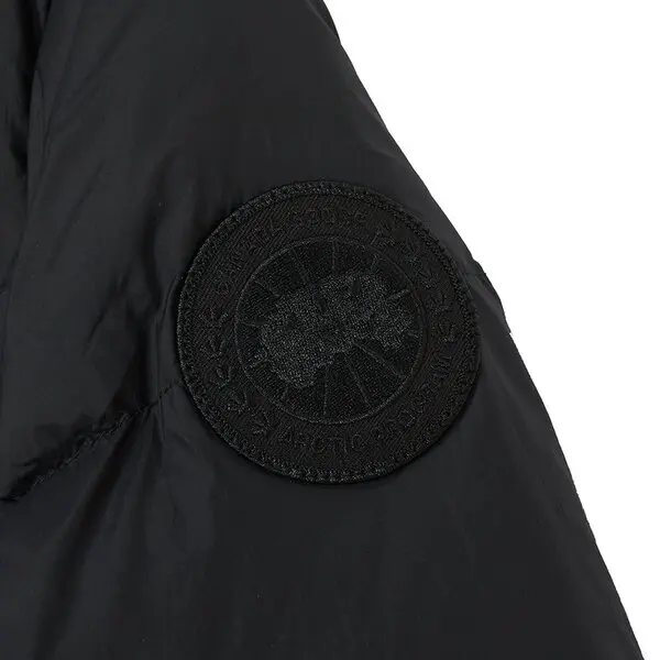 Canada Goose Montgomery Down Coat With Tonal Label - Black
