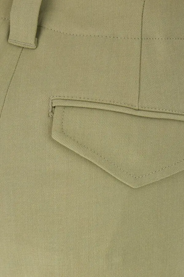 AMI Paris Faille High-waist Knee-length Shorts - Nude