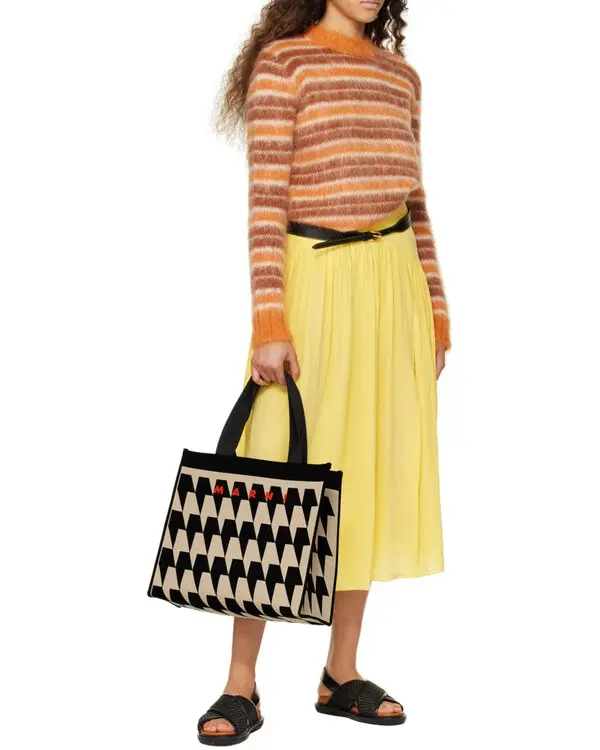 Marni Fussbett Cross-strap Flat Sandals