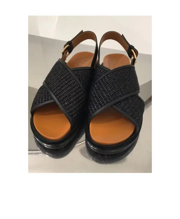 Marni Fussbett Cross-strap Flat Sandals