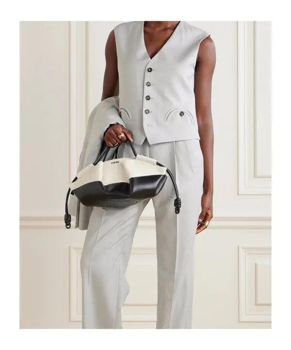 BLAZÉ MILANO Sleeveless V-neck Vest
