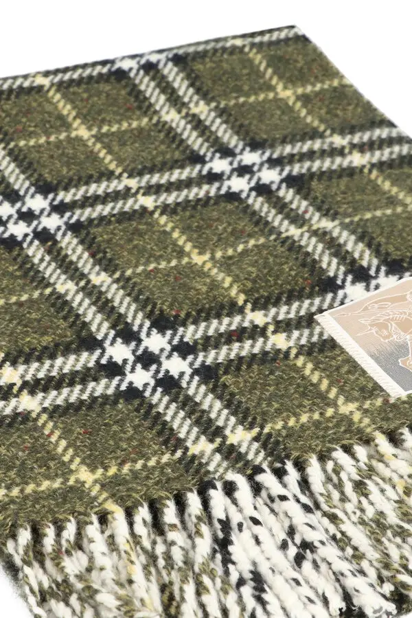 Burberry Checkered Logo Patch Fringed Scarf