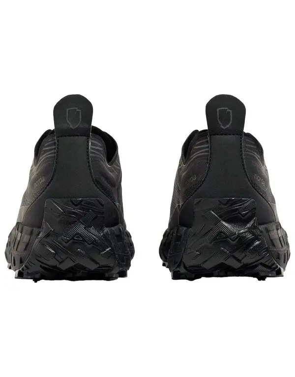 NORDA 001a Canvas Sneakers - Black