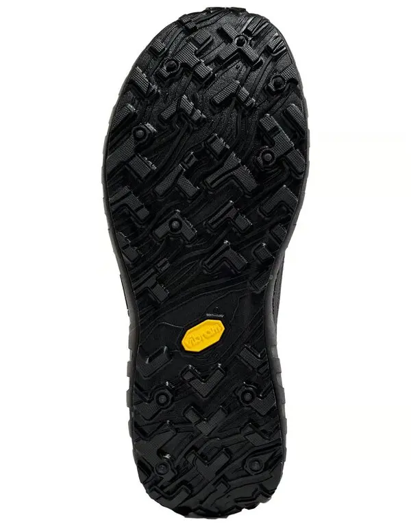 NORDA 001a Canvas Sneakers - Black