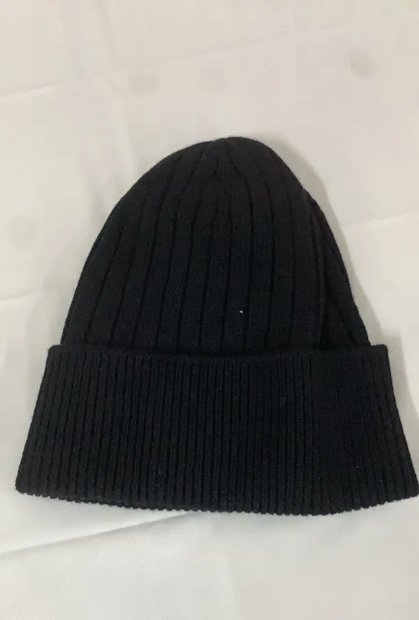 Gucci Logo Patch Ribbed Beanie - Black