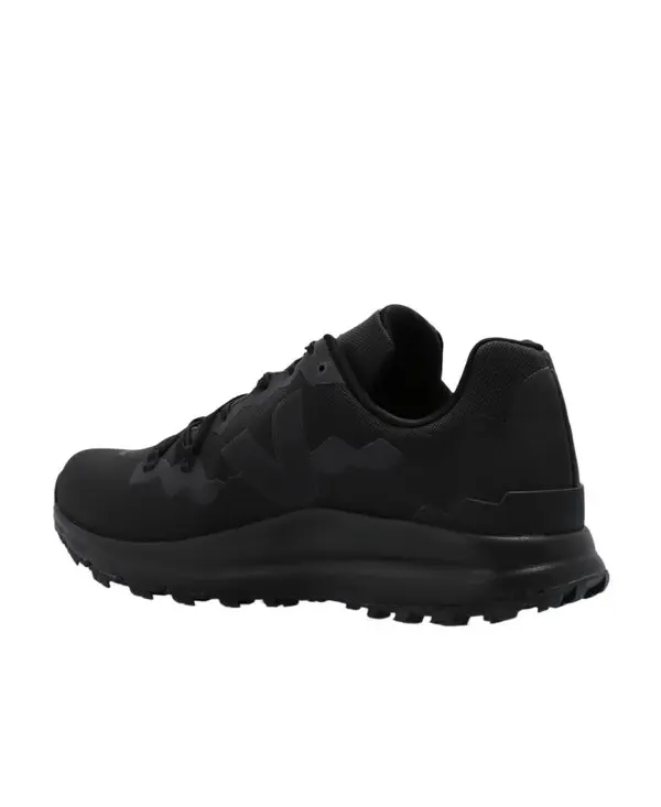 VEJA Mountain Panelled Low-top Sneakers