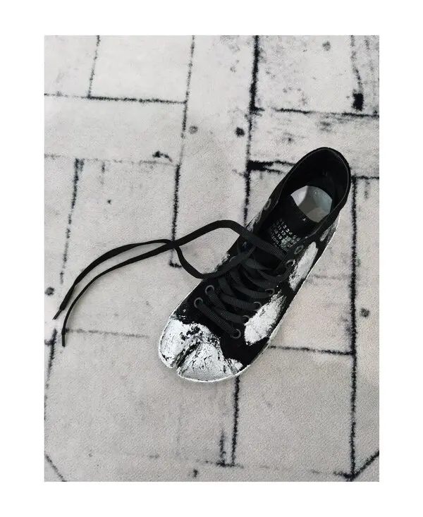 MAISON MARGIELA Tabi Paint High-top Sneakers