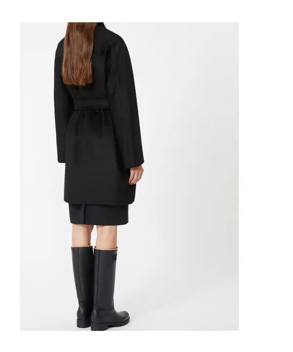 Max Mara Camel Coat With Belt
