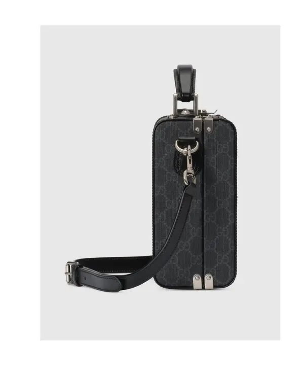 Gucci Gg Supreme Canvas Top Handle Beauty Case