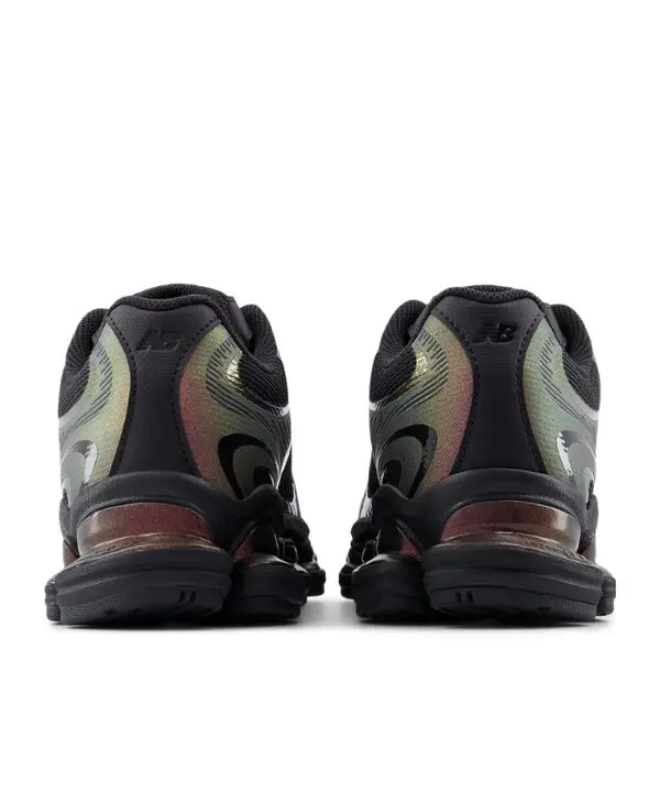 NEW BALANCE Abzorb 2000 Pods Panelled Sneakers