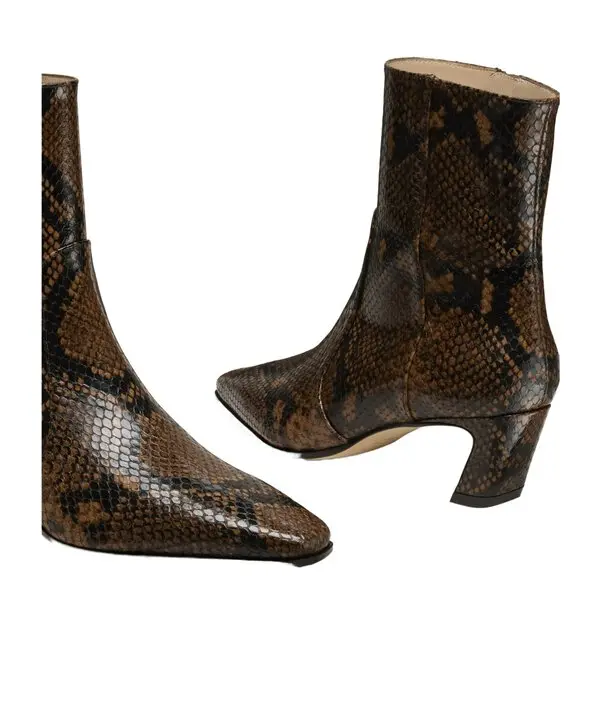 STUART WEITZMAN Stassi Zip Bootie 50