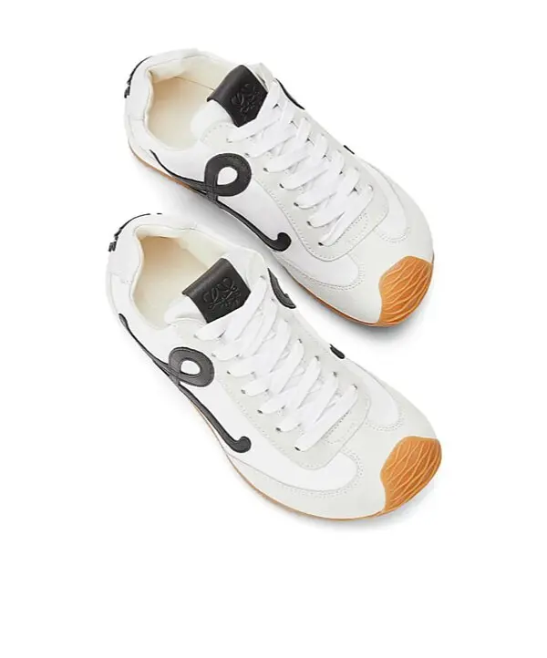 Loewe Ballet Runner 2.0 Sneakers - White/black