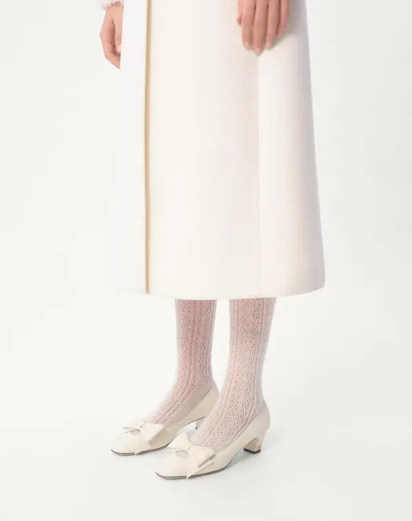 Valentino Garavani Bowow Kidskin Pumps - Ivory