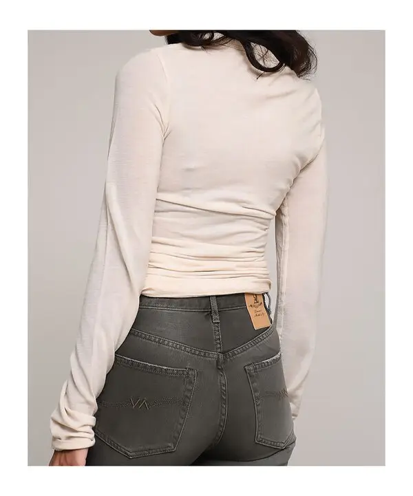 HAIKURE Round Neck Long Sleeve T-shirt